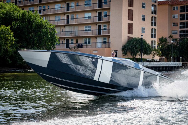 1988 Cigarette 35 Cafe Racer for sale in Delray Beach, FL 33483 - RKH Yacht